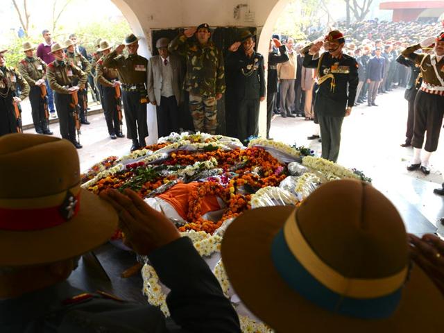 Farewell to braveheart Col MN Rai martyred in Kashmir | Latest News India