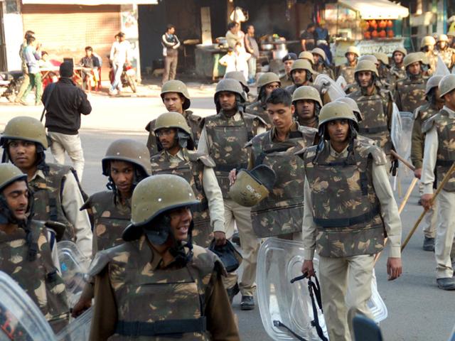 ‘Cops need to improve eating habits, shun excessive tea’ | Hindustan Times