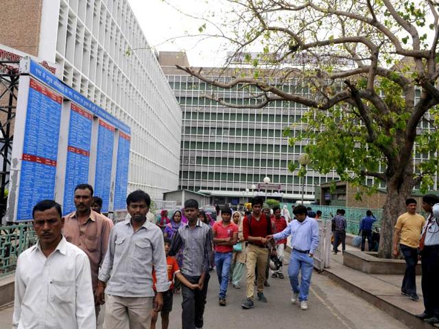 Among the best in country, but Delhi's healthcare is still in ICU ...