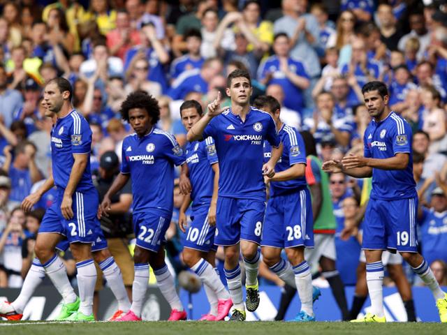 EPL 2015-16 gets off to a slam-bang start | Hindustan Times