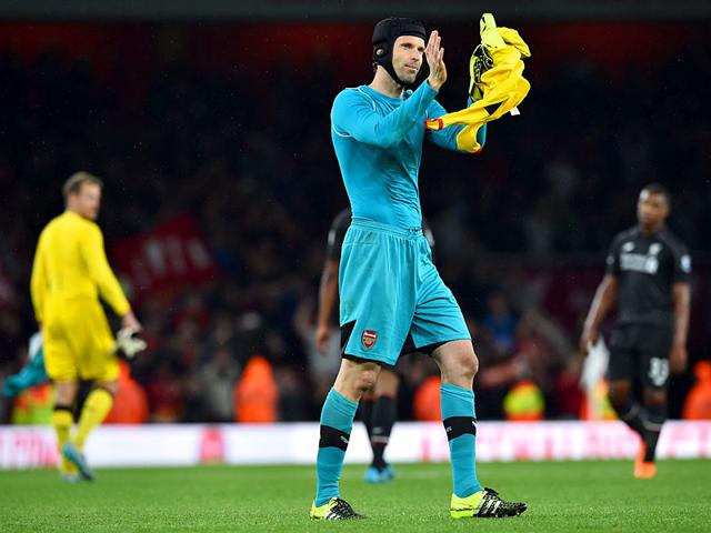 Petr Cech stars for Arsenal in draw with Liverpool - Hindustan Times