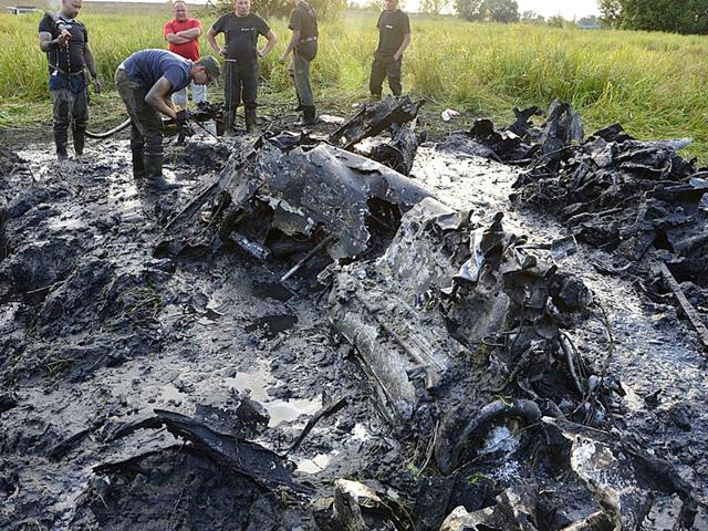 Remains of World War II plane, crew found in Polish riverbed | World ...