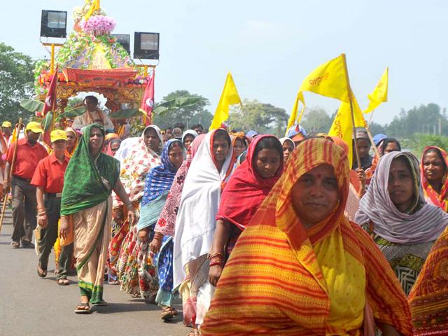 After Sarathi Baba, 'Sura Baba' faces public wrath in Odisha | Latest ...