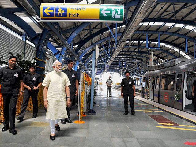 PM Modi's day out in Delhi Metro | Hindustan Times
