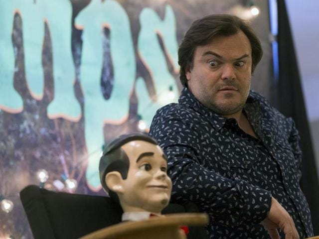 Check out Jack Black creeping out a creepy Goosebumps photocall ...