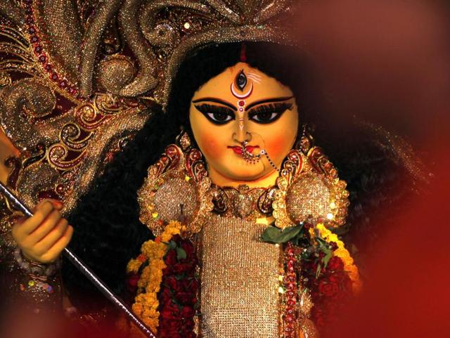 Durga Puja ends with immersion of idols | Hindustan Times