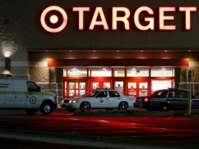 US gunman wounds 3 people at Indianapolis mall shooting | World News