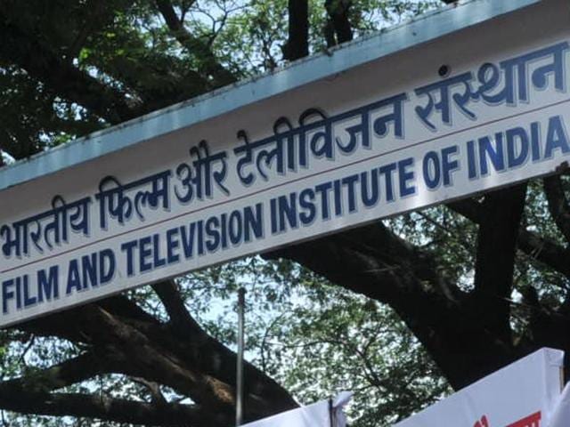 FTII students damage signboards in after-strike party on campus ...