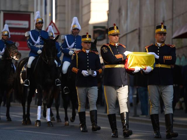 Romanian queen’s heart ‘to beat for last time’ at Pelisor Castle ...