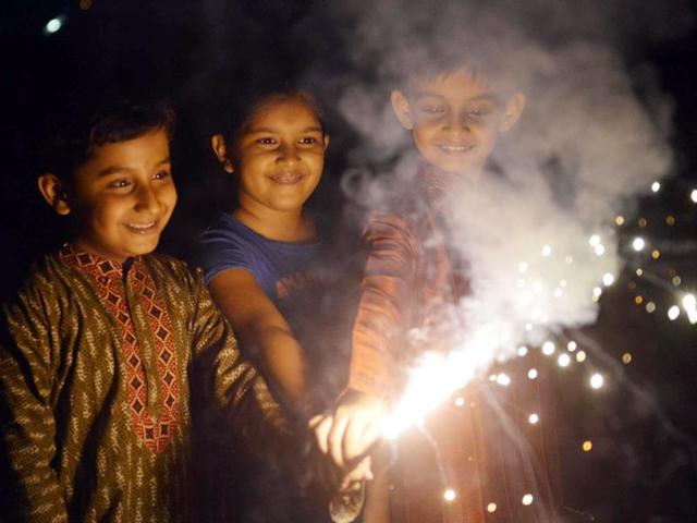 Delhi’s toxic Diwali: City set to celebrate, choke itself | Hindustan Times