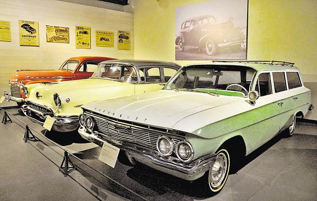Vintage Chevys and Fords treat for the eye at transport museum ...