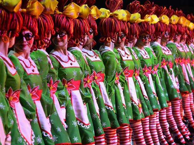 Here’s to tradition: Rockettes perform Christmas Spectacular ...