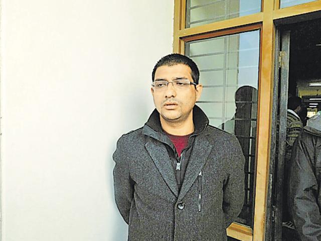 Was in business meeting with Cong leader at time of murder: Amit Doda ...