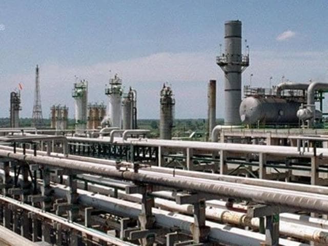 At least one dead, seven injured in fire near Mexican pipeline | World News