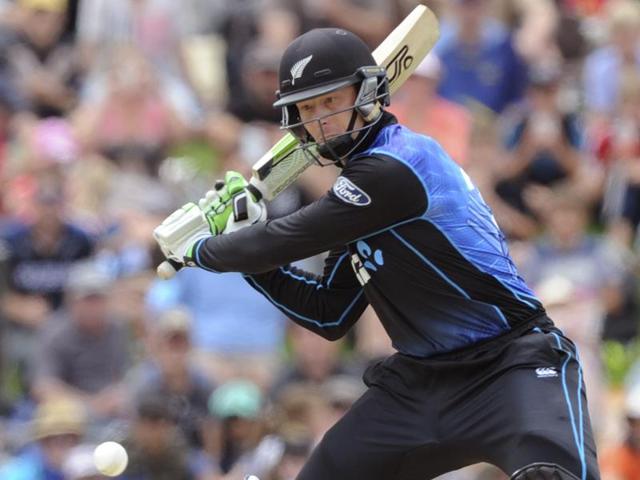 Martin Guptill blasts 93 off 30 as Kiwis crush Sri Lanka in 2nd ODI ...