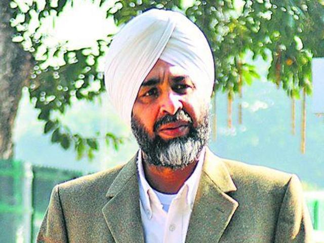 Manpreet lashes out at Badal-led Punjab govt | Hindustan Times