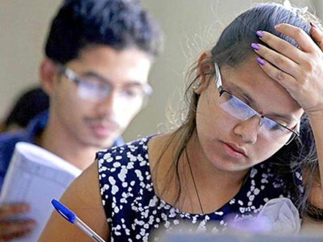 40% Punjab BDS students fail to qualify for internship | Hindustan Times