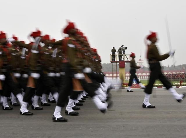 All salute! Soldiers mark Army Day | Hindustan Times