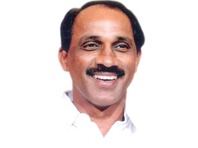 Kerala excise minister K Babu resigns in bar bribery case | Latest News ...