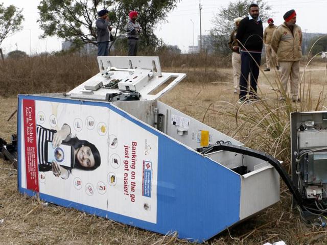 ATM with Rs 9 lakh uprooted in four minutes at Zirakpur | Hindustan Times