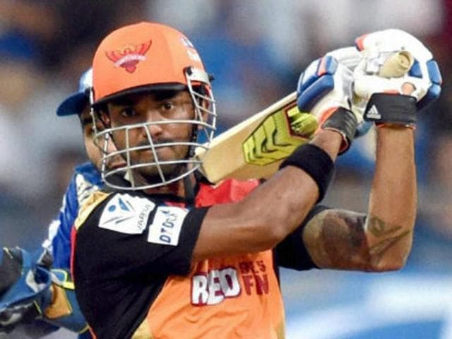 Parveez Rasool, KL Rahul join Royal Challengers Bangalore for IPL 2016 ...