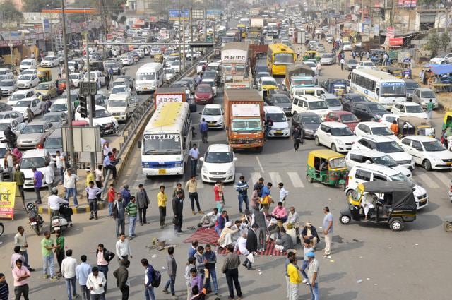 In pics | Turmoil in Haryana: Jat quota agitation turns violent | India ...