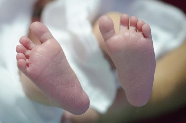 ‘Vaginal seeding’ of babies born by C-section now a trend: Is it safe ...