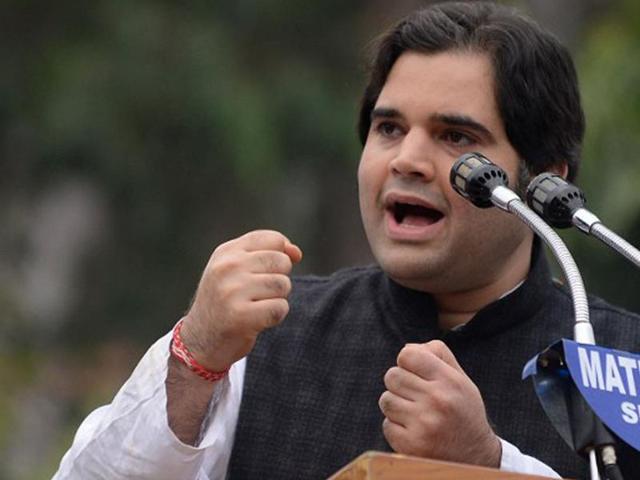 Stage collapses as Varun Gandhi addresses farmers on birthday | India News