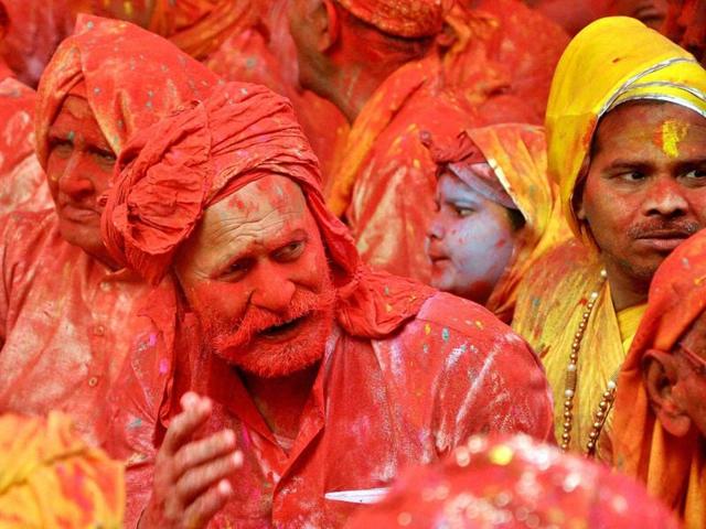 Laddoo-mar Holi: Barsana readies for a season of love | Hindustan Times