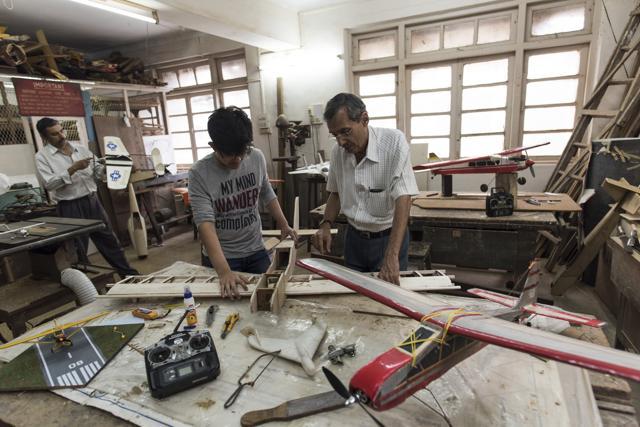 From paper planes to radio-controlled ones, aeromodelling takes off in ...