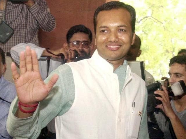 Naveen Jindal’s brother resigns from board of cash-strapped JSPL ...