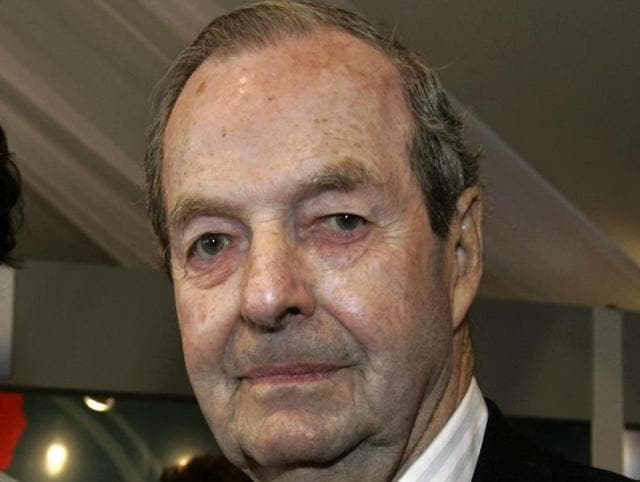 Guy Hamilton, director of 4 James Bond films, dies at 93 | Hollywood