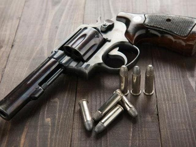 UP: Teenager killed in celebratory firing by traffic constables ...