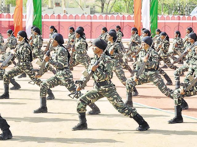 CRPF women unit to combat Maoists | Hindustan Times