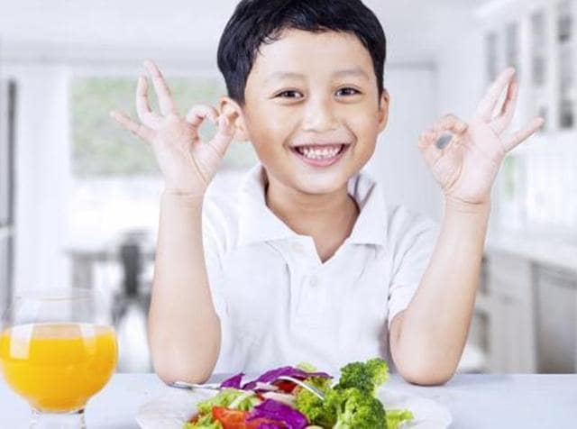 It is so simple to make your kids eat right. Just follow this one rule ...