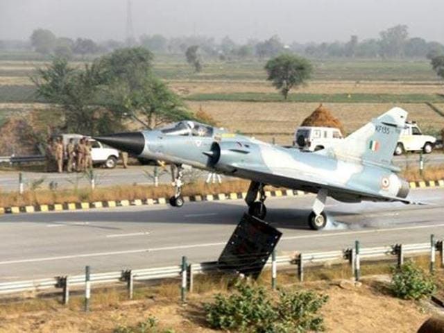 Indian Air Force wants runways on highways for emergencies| India News