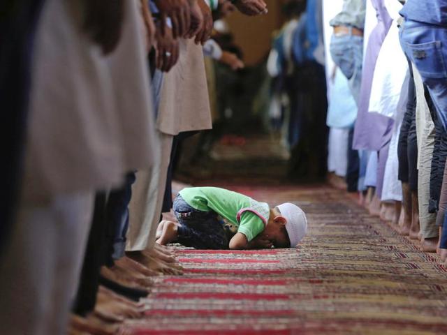 Ramzan: fasting and praying, from Valley to UP | Hindustan Times