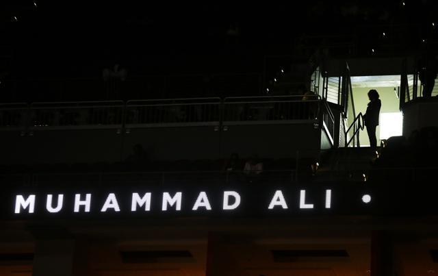 In pics | The Greatest ever Muhammad Ali makes his final journey ...