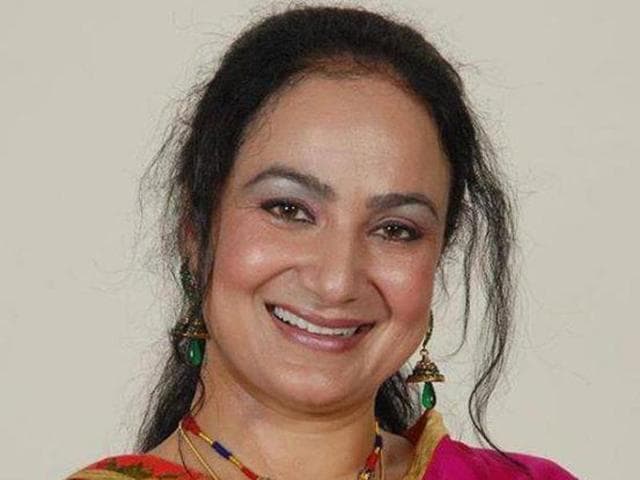 Punjabi singer Satwinder Bitti joins Congress | Hindustan Times