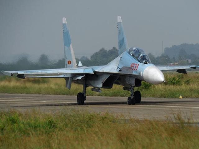 Vietnam searches for jet fighter gone missing on training | World News ...