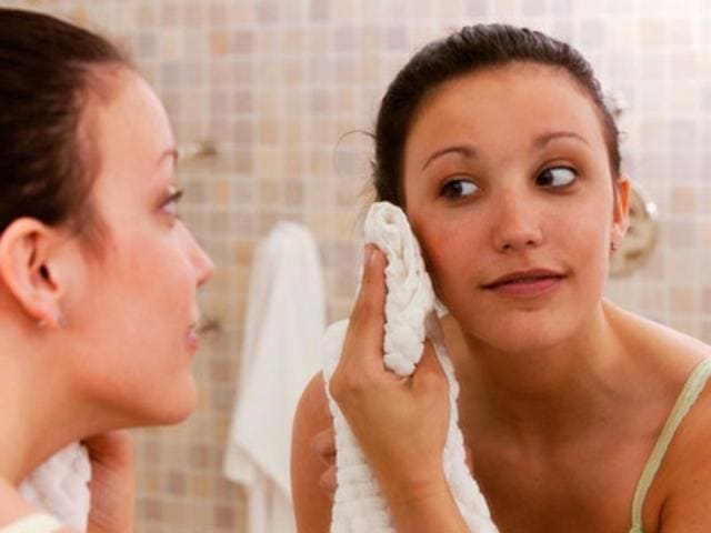 The ultimate DIY pimple guide: 5 surprising home remedies to fix acne ...