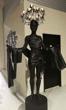 Foreigners pick up work as live human statues, displays at fancy dos in ...