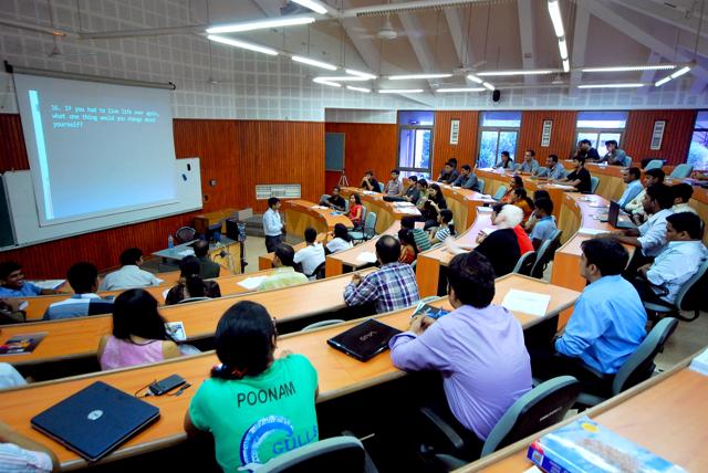 IIM Calcutta offers management programmes for executives | Hindustan Times