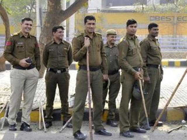 Karnal jail to set the ball rolling for manufacturing khaki socks for ...