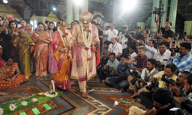 In pics: Wodeyar scion ties knot with Rajasthan royal family daughter ...