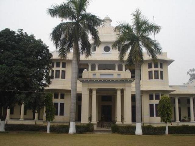 PPS Nabha’s move to hike fee by 30% upsets parents | Hindustan Times