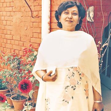 Ratnika Tewari passes away: City Beautiful mourns soulful singer ...