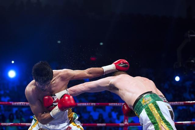 In pics: Vijender dashes Kerry’s ‘Hope’, clinches Asia Pacific title ...