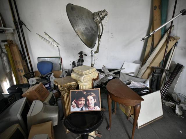 Clicking since 1915: Delhi’s iconic Mahatta Studio shuts retail ...