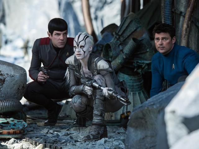 The Star Trek Beyond cast honoured Anton Yelchin and Leonard Nimoy ...